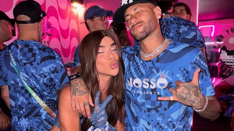 Carnaval de Neymar: 6 horas, dois camarotes e pista sem credencial