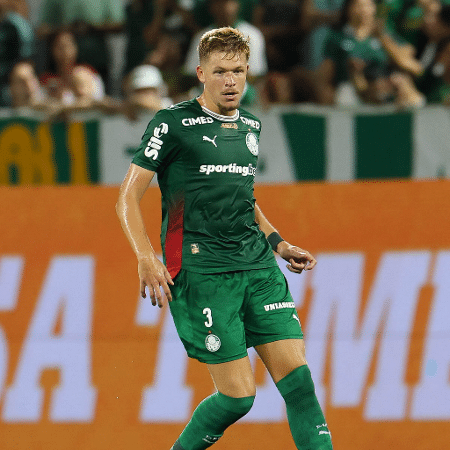 Lesão de Murilo dá brecha para Fuchs recuperar espaço com Abel