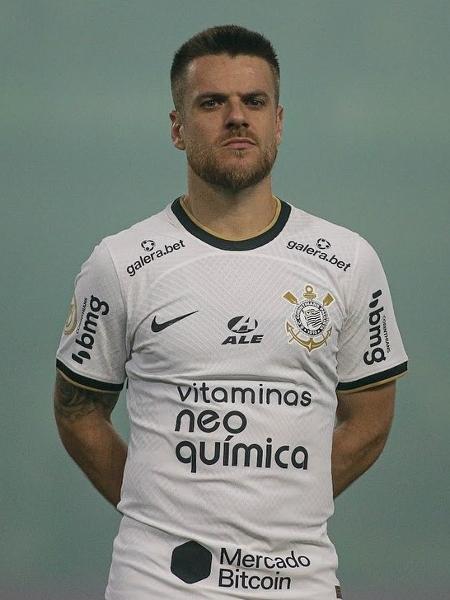 Corinthians não paga acordo de R$ 6 mi com Ramiro, que aciona Justiça