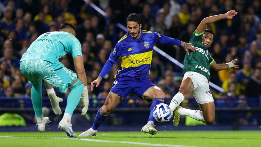 Palmeiras, mal, fez resultado bom na Bombonera