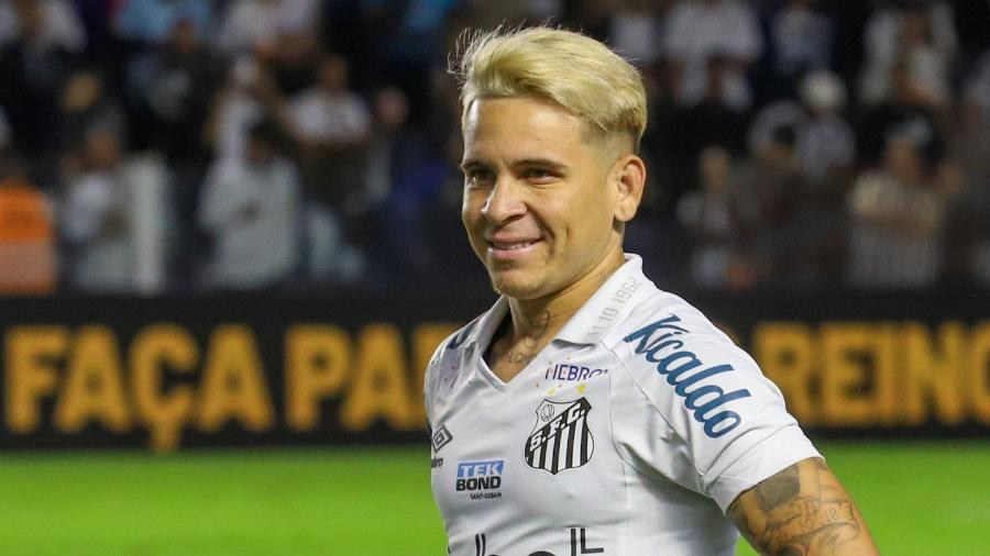 Santos: Com planos a longo prazo, Soteldo adapta rotina em retorno