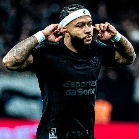 Primeiro gol de Memphis pelo Corinthians ganha repercussão na Europa