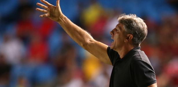 Renato Gaúcho compara estreias da dupla Gre-Nal: "Vitória fora é mais ...