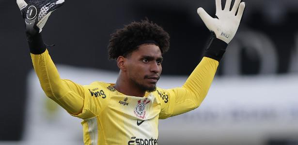 Corinthians: Hugo Souza é goleiro de seleção? Colunistas divergem