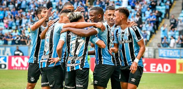Grêmio vence 3 seguidas com Roger pela primeira vez e ensaia nova fase