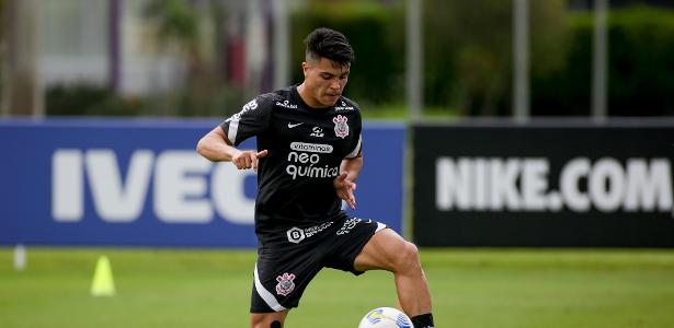 Roni volta a treinar e retorno pelo Corinthians deve ocorrer em breve