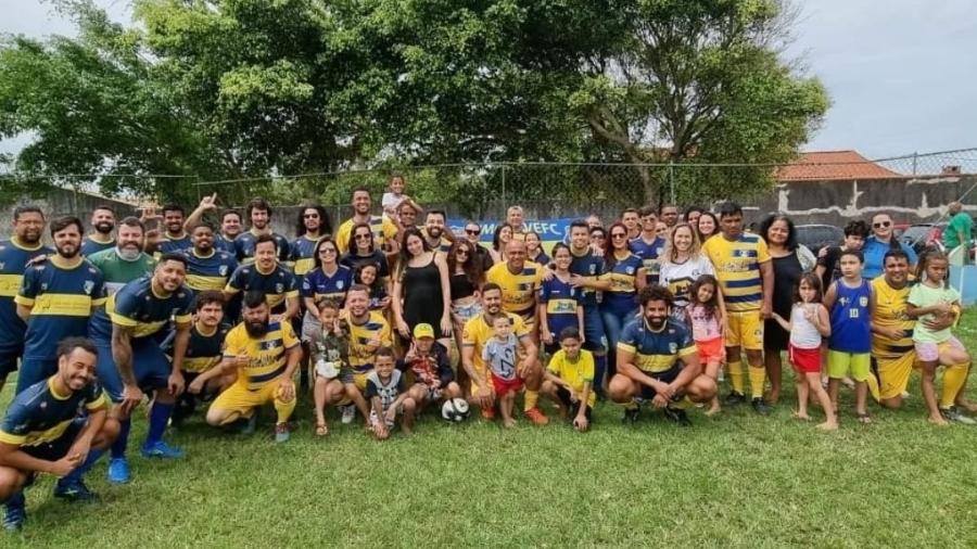 Em Greve FC: Time de professores é ruim de bola e ativo socialmente