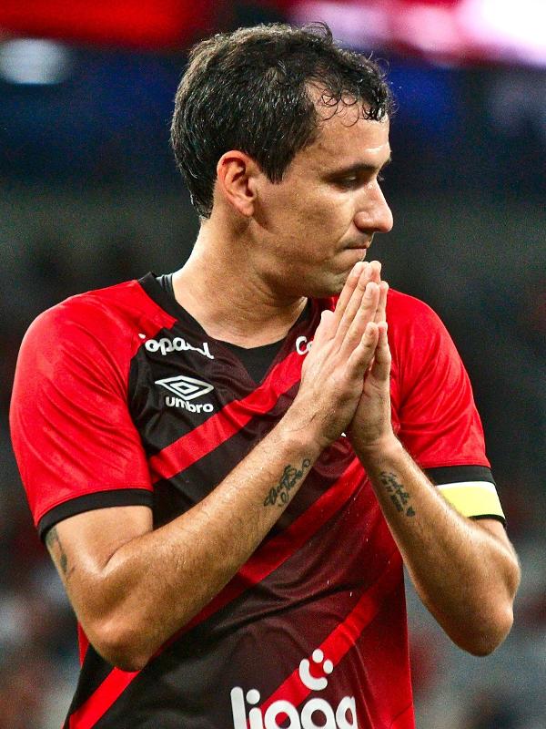 Pablo conta como jogos com Palmeiras o levaram à redenção no Athletico