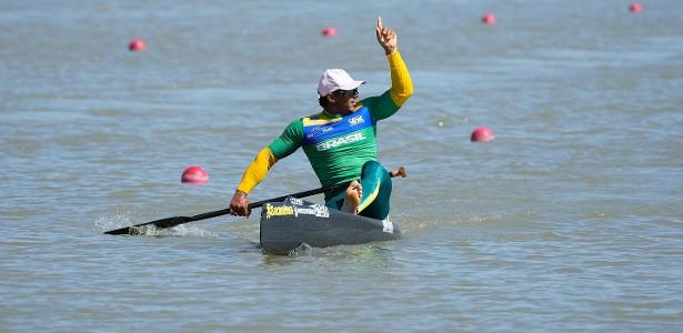 Isaquias Queiroz leva ouro na Copa do Mundo em 1ª prova pós-Paris