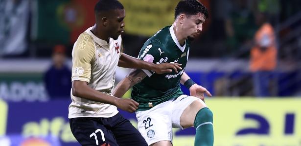 CBF separa trios de arbitragem e projeta árbitros Fifa nas cabines de VAR