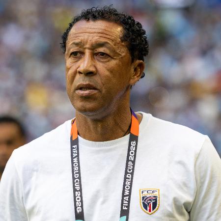 Técnico quer Cabo Verde como exemplo após Copa: 'Futebol é para todos'