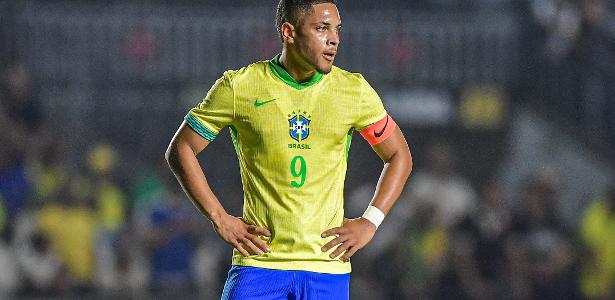 Vitor Roque sobre Barcelona: 'Pensei que o tratamento seria diferente'