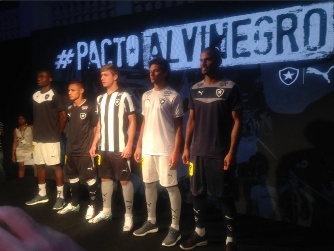 Botafogo faz grande festa e apresenta novos uniformes do clube ...