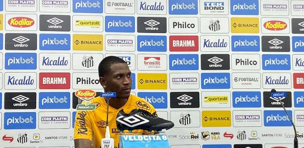 Ex-Santos sofre atentado a caminho do treino no Equador