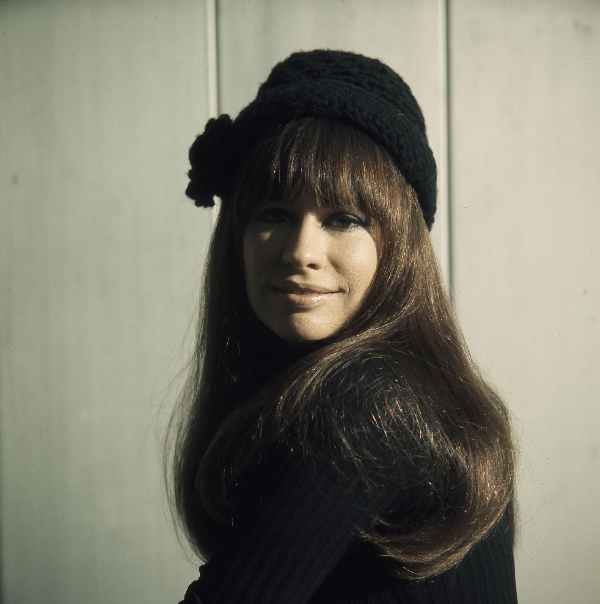 Astrud Gilberto, a voz de Garota de Ipanema em inglês, morre aos 83