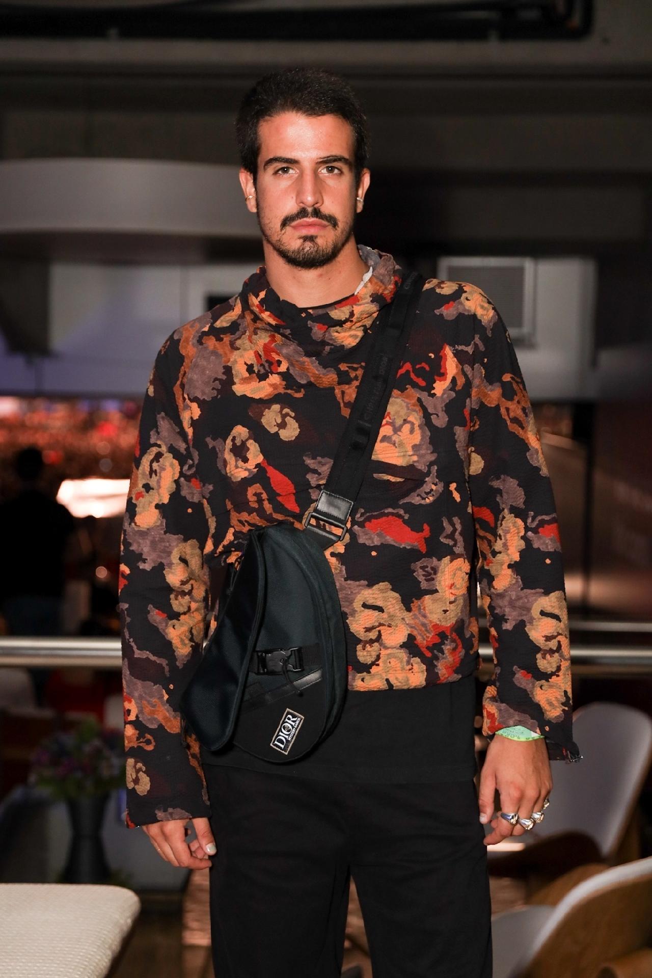 Coldplay em SP: Chris Martin samba com Seu Jorge e canta com fã