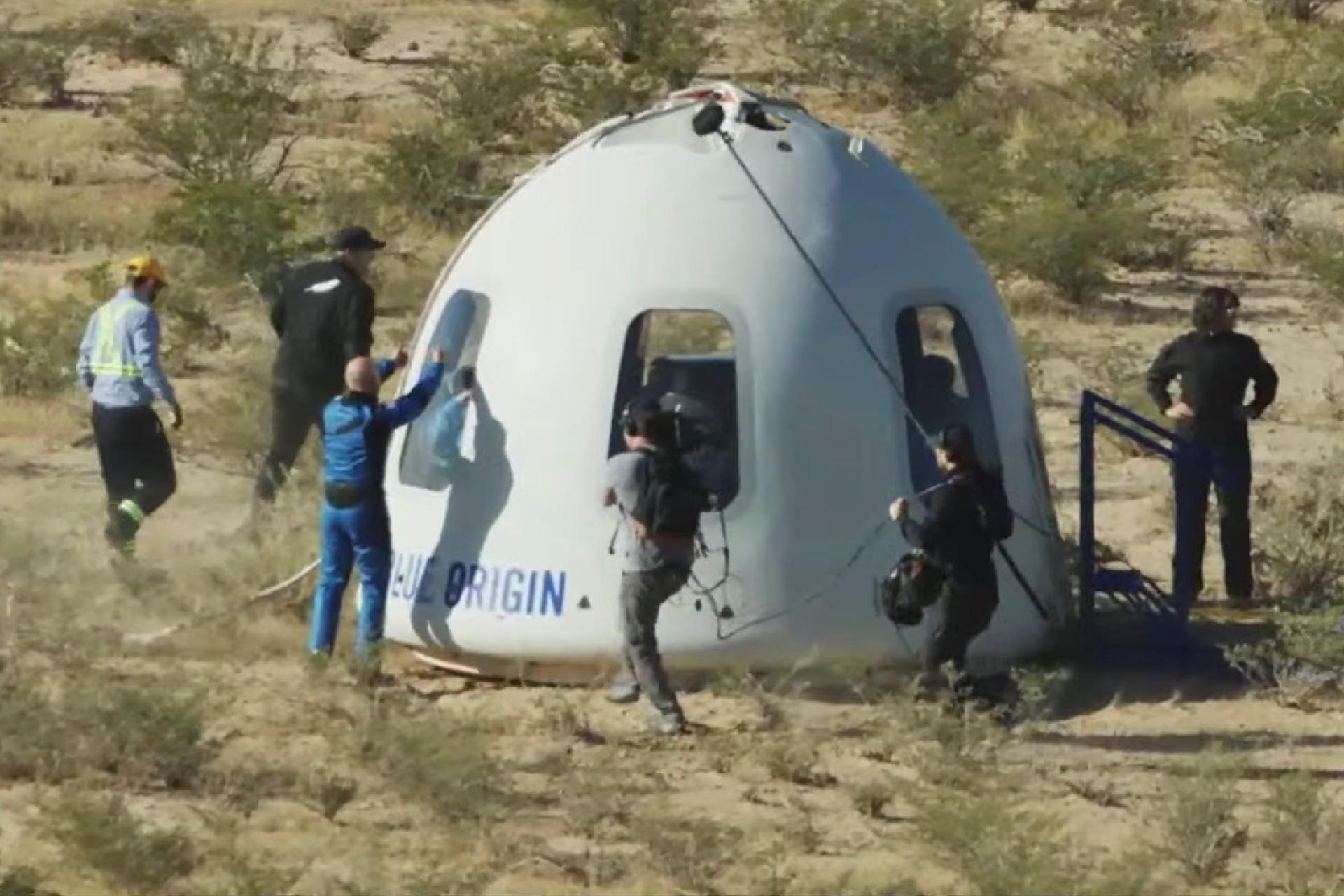 Por que Jeff Bezos resolveu levar astro de 'Jornada nas Estrelas' ao ...