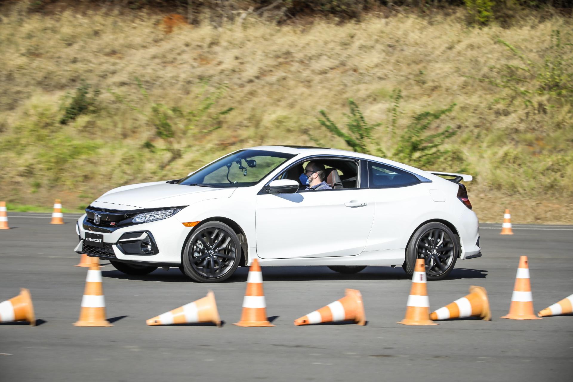 Honda Civic Si: cupê, manual e custando R$ 180 mil, ele sobra entre os ...