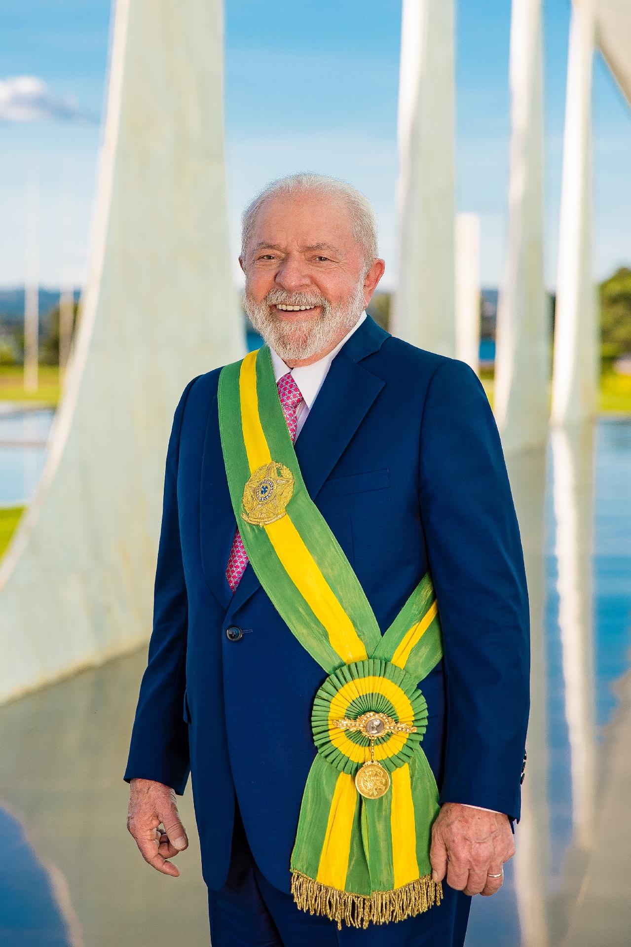 Lula tem três fotos oficiais como presidente de República