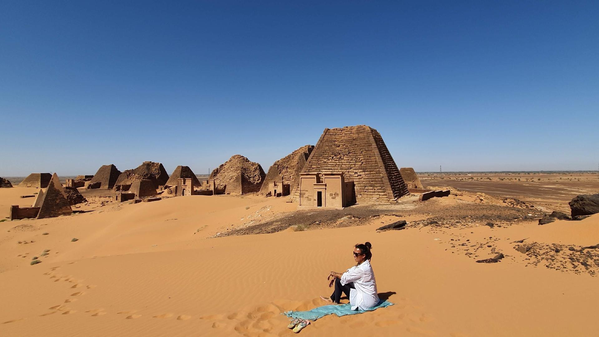 Toque de recolher, crendice e lei seca: brasileira vive quarentena no ...