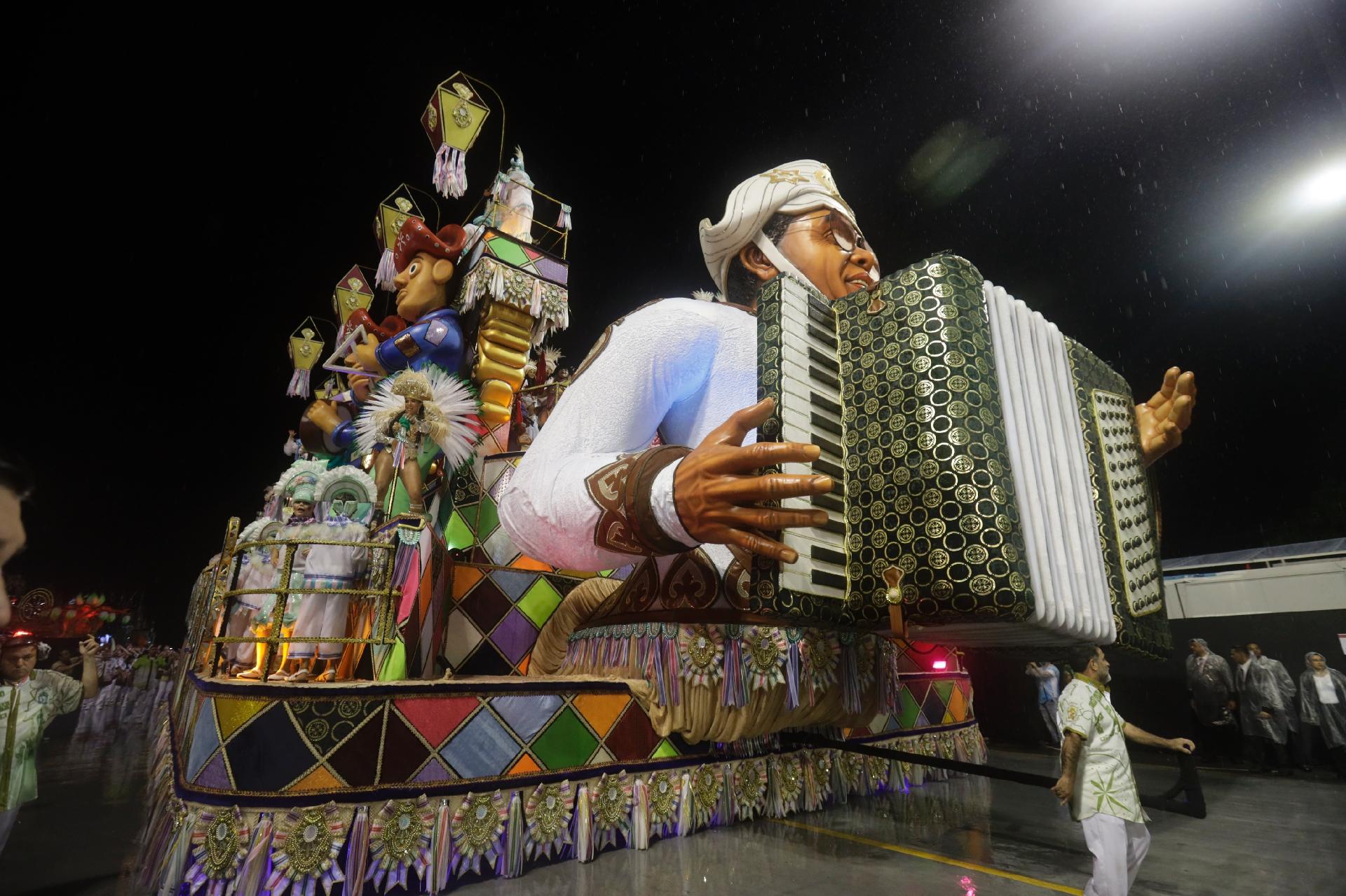 Carnaval 2023: Mancha Verde traz filha de Lampião e exalta Nordeste