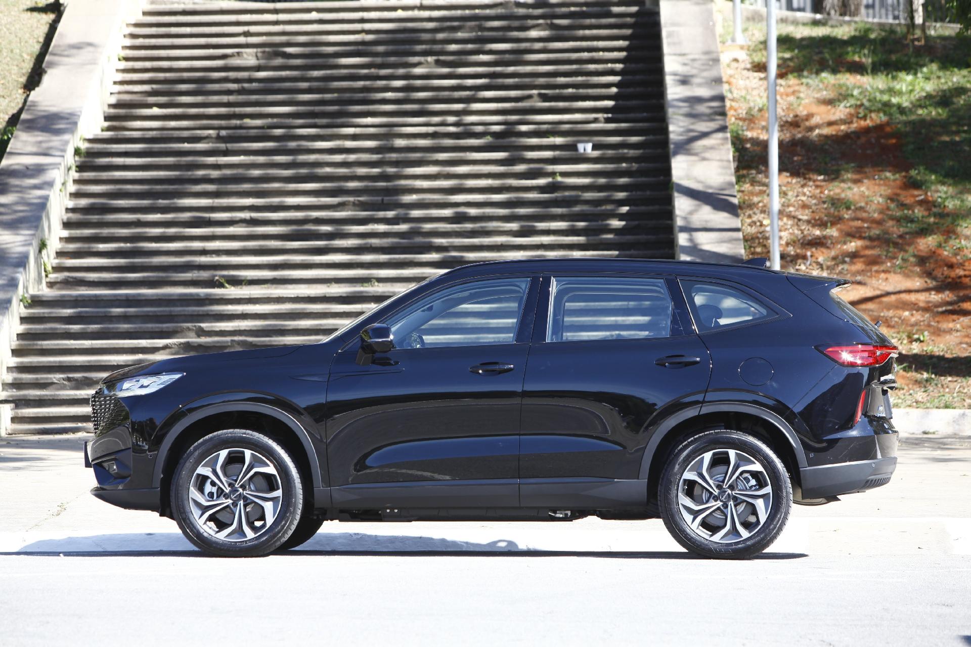 BYD Song Plus x GWM Haval H6: veja duelo de chineses que fazem 30 km/l