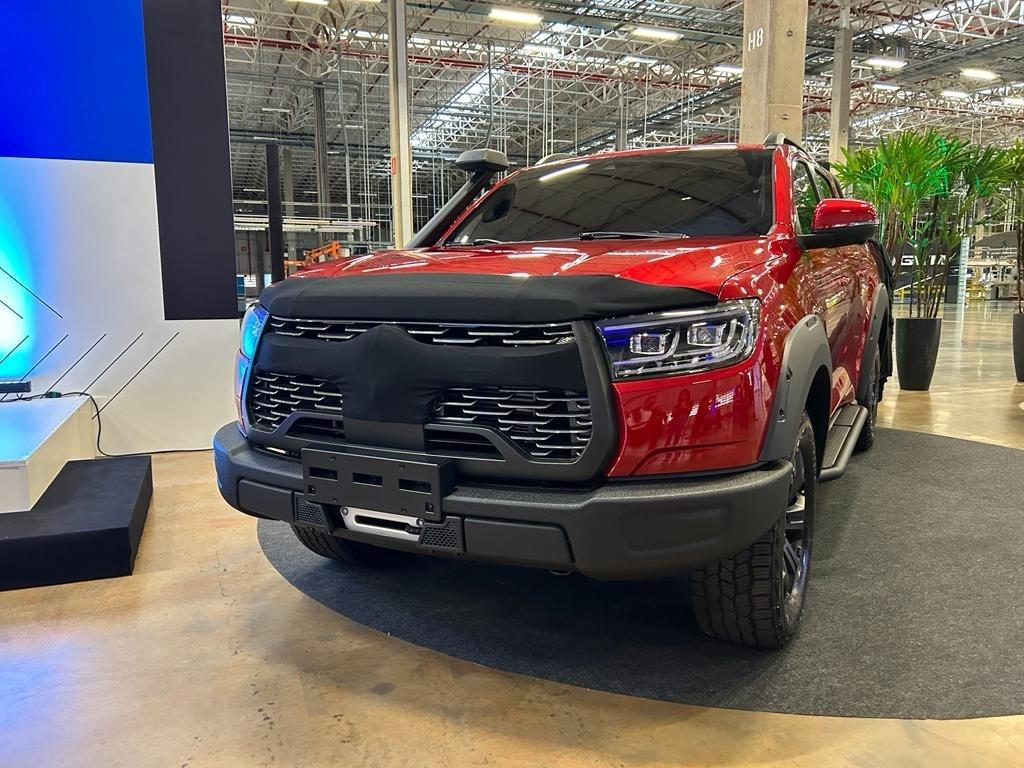 Com Alckmin, GWM anuncia picape híbrida flex e início de produção no ...