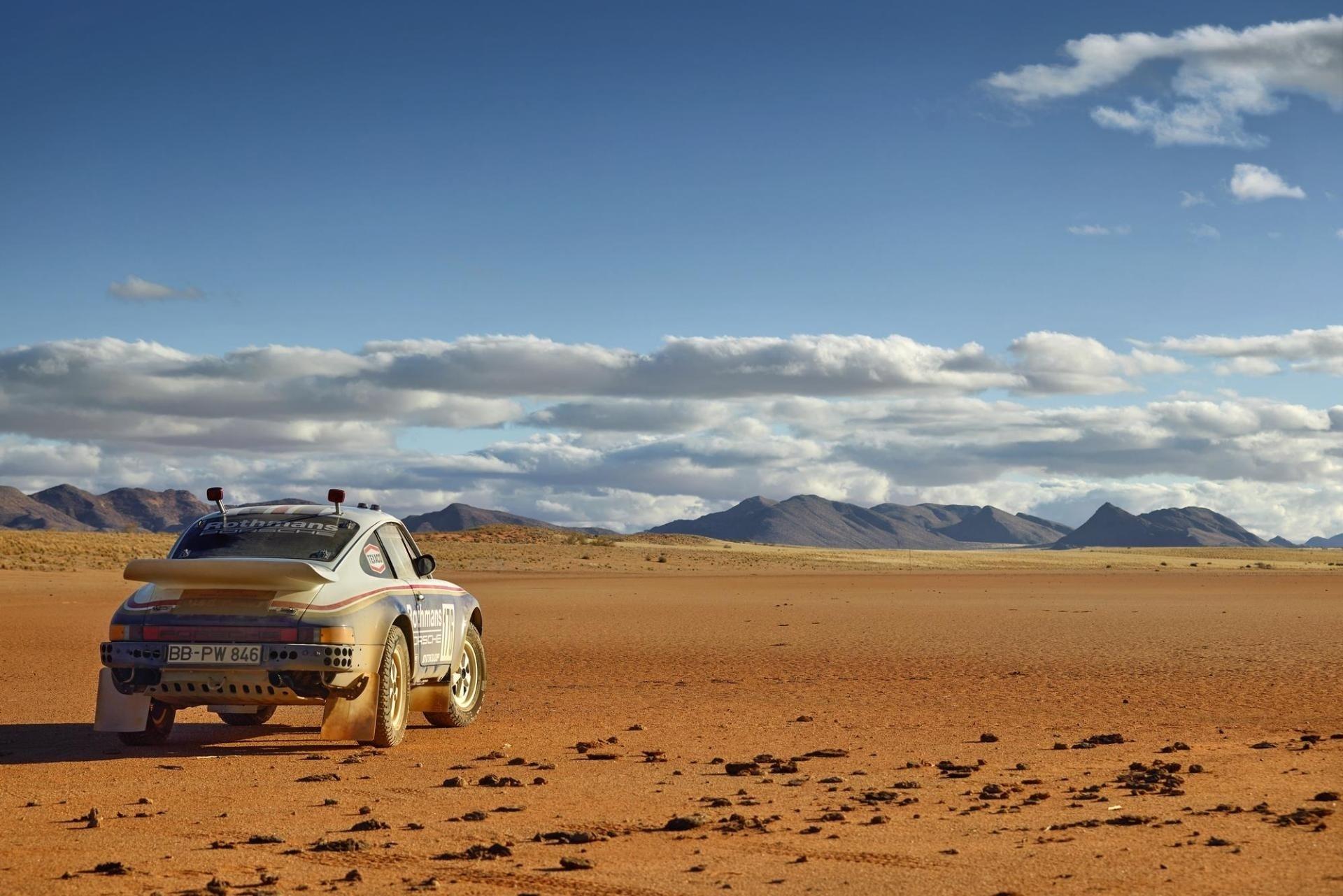 Porsche 911 Dakar: aceleramos esportivo nas dunas do Deserto do Saara