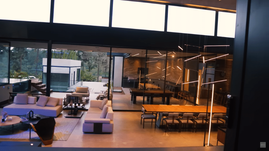 Boca Rosa compra mansão de R$ 18 milhões com aquário de tubarões