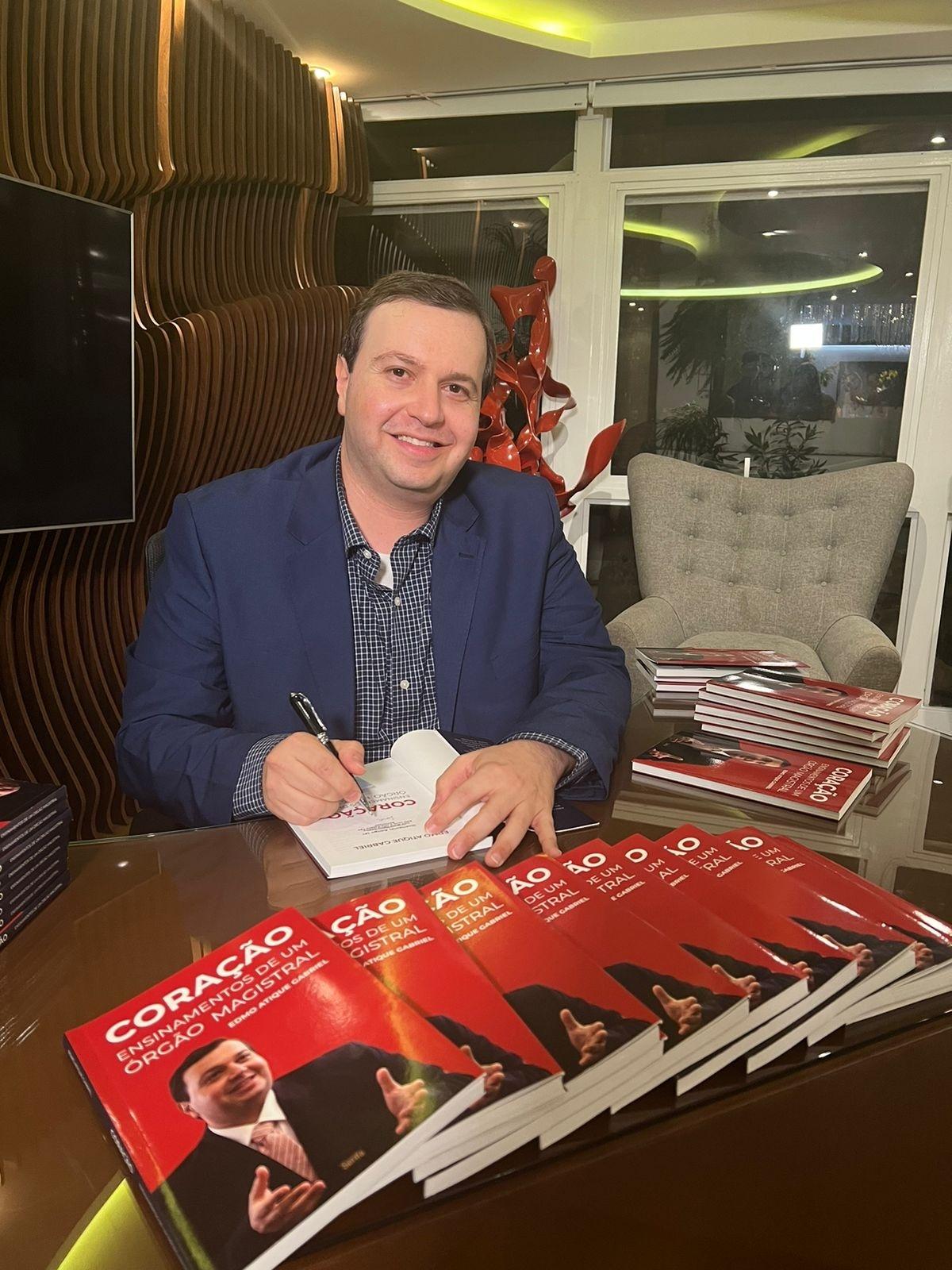 Tarde de saúde - Lançamento do livro do Edmo Atique Gabriel - 17/03 ...