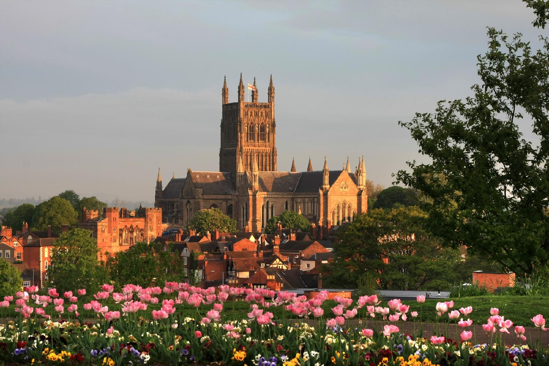 Chester, na Inglaterra, é cidade mais bonita do mundo; veja as 20 mais
