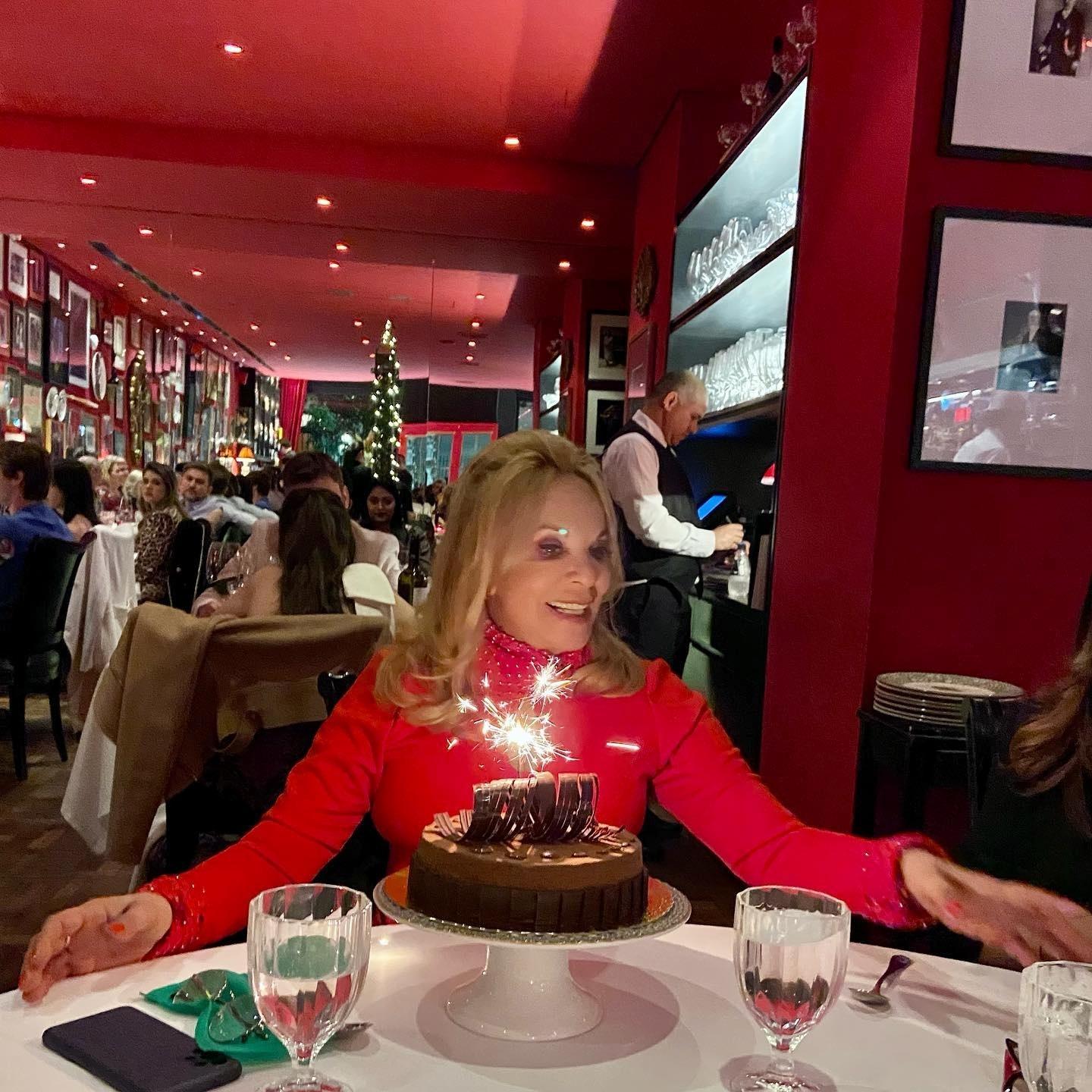 Neide Ribeiro comemora aniversário no restaurante de Erick Jacquin - 21 ...