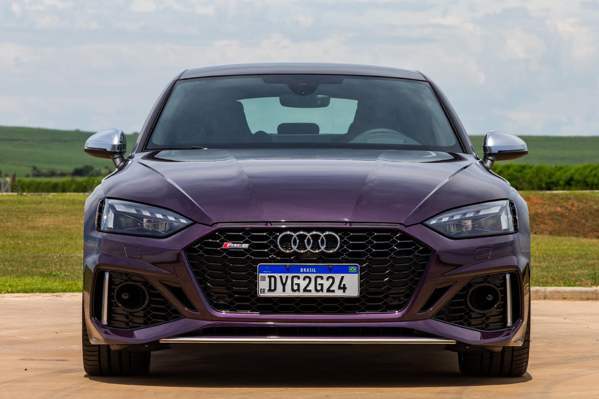 Como é acelerar os três novos esportivos que a Audi trouxe para o ...