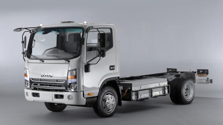 JAC iEV 1200T: como é o caminhão elétrico de R$ 359 mil à venda do ...