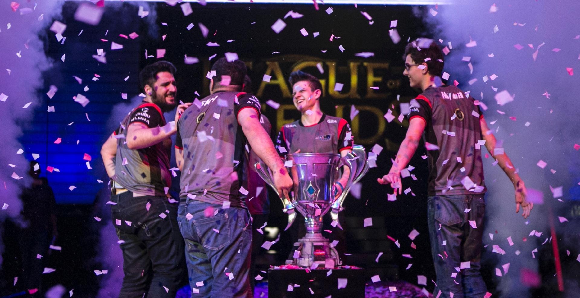 Kami anuncia aposentadoria do LoL e recebe homenagens de fãs e ...