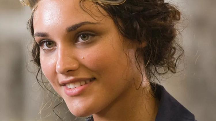 Débora Nascimento: 10 cliques ousados que esquentaram as redes