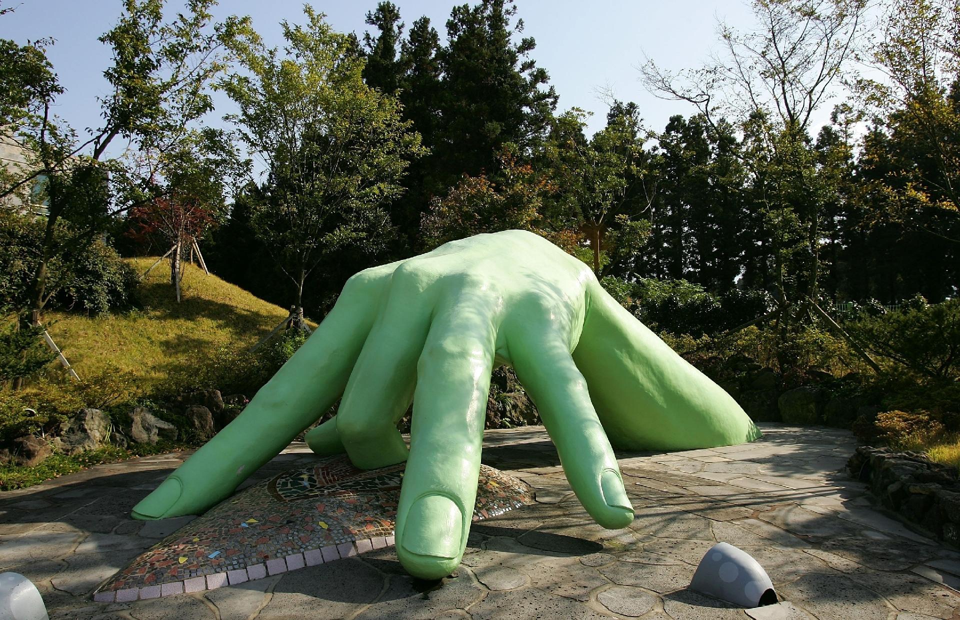 Parque Do Sexo Na Coreia Do Sul Diverte Com Artes Proibidas Para