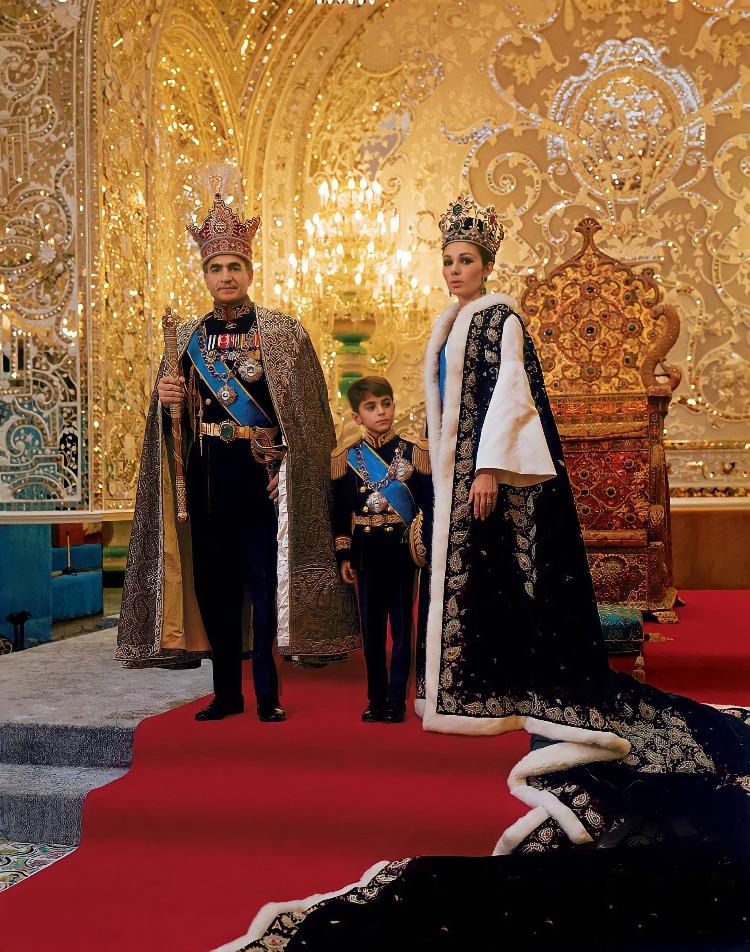 Farah Pahlavi: a vida da última imperatriz do Irã