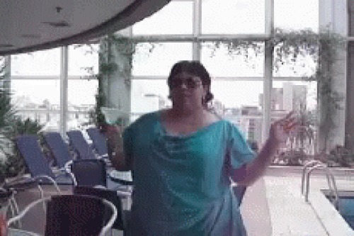 Confira gifs engraçados da "diva web" Tulla Luana - BOL Memes