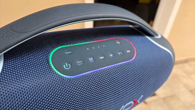 Caixa de som 'boombox' da Polyvox vale a pena? Testamos a XB-2