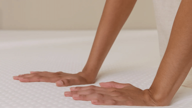 Colchão Emma tem até R$ 2.000 off com cupom exclusivo do UOL