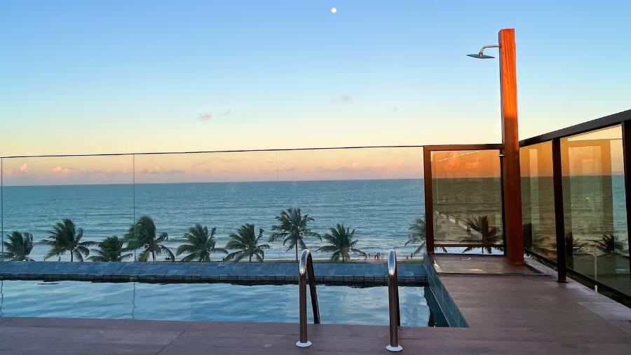 Sunset perfeito: 10 Airbnbs com varanda ou terraço para curtir o pôr do sol