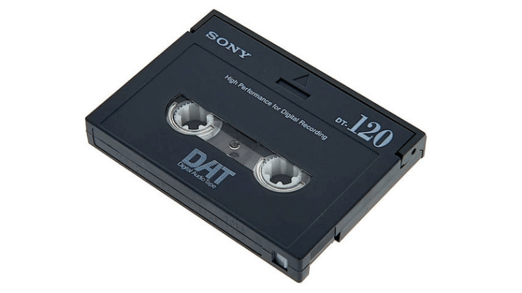 Guerra dos formatos: as mídias musicais que morreram, e você não notou