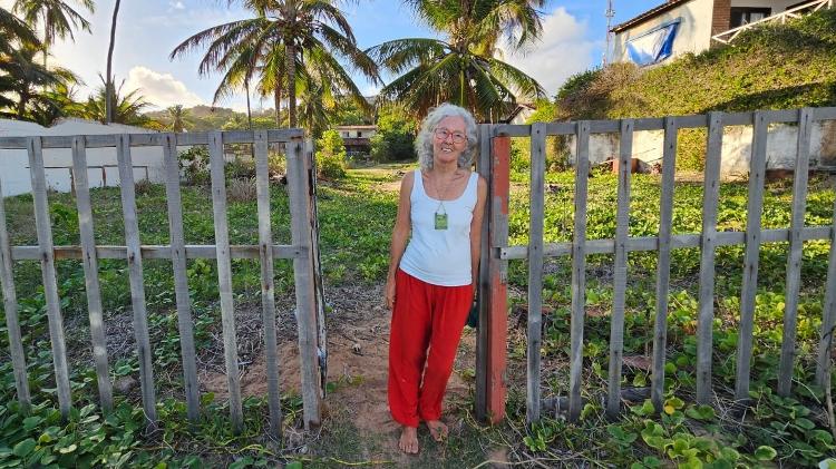 Edifício de luxo com 20 andares em praia sem prédios é contestado de Maceió