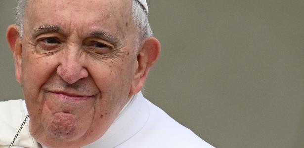 Papas eram forçados à renúncia e não adotavam nome santo