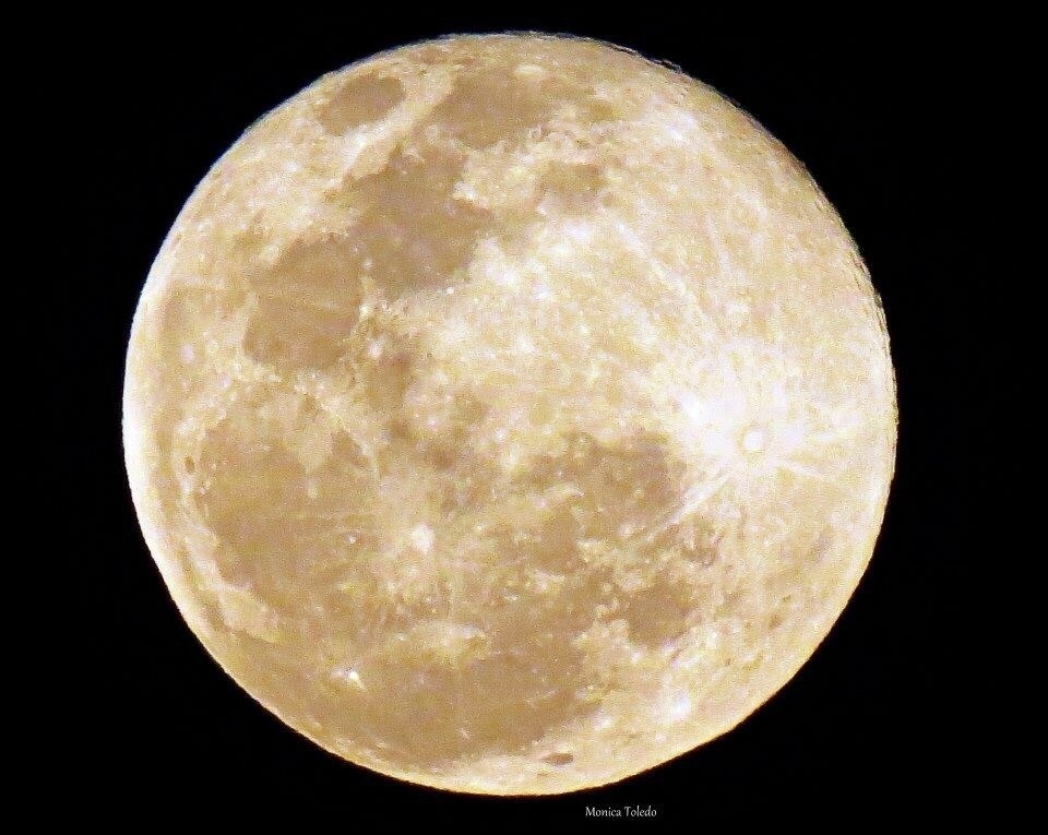 Fotos: Fenômeno da "lua azul" ilumina o céu pelo mundo - 31/07/2015 ...