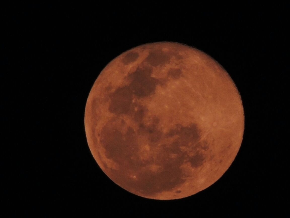 Fotos: Fenômeno da "lua azul" ilumina o céu pelo mundo - 31/07/2015 ...