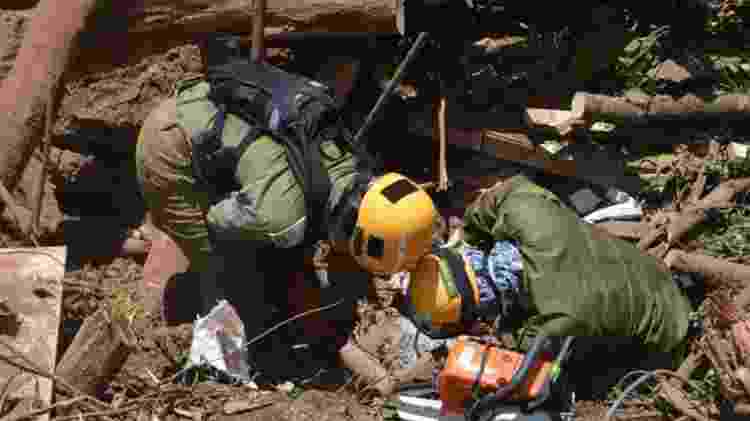 Israelenses deixaram mapas para ajudar bombeiros a achar mais corpos em ...