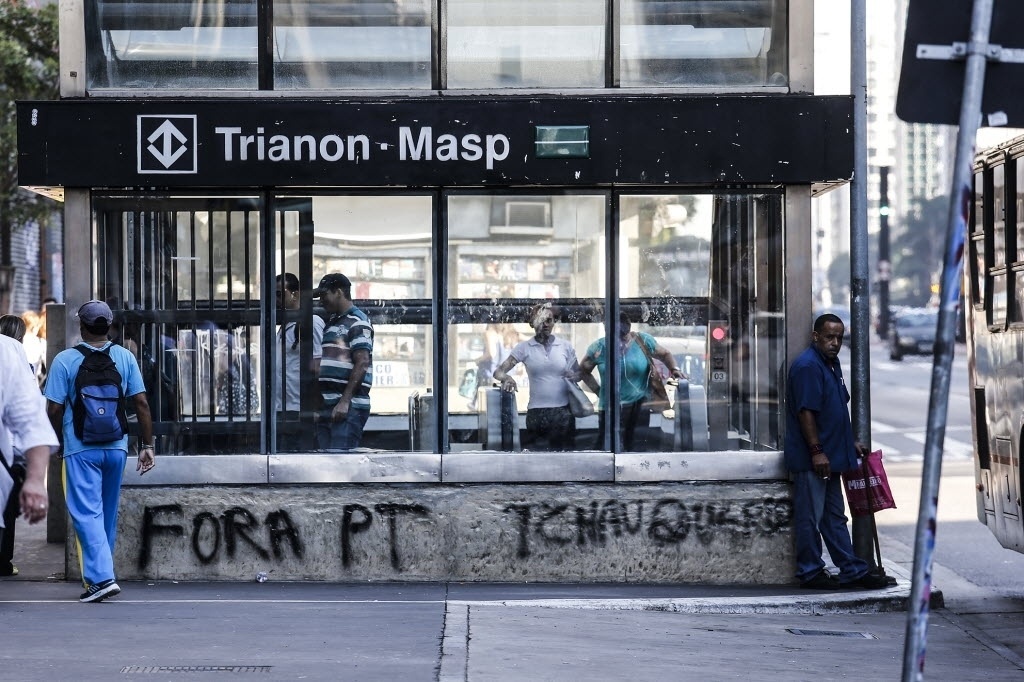 Fotos: Imagens do dia - 18 de abril de 2016 - 18/04/2016 - UOL Notícias