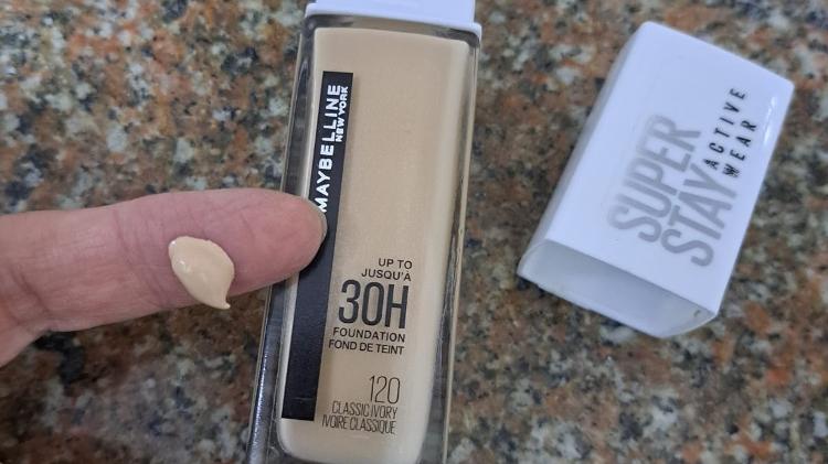 Base Super Stay da Maybelline não sai mesmo com suor e chuva